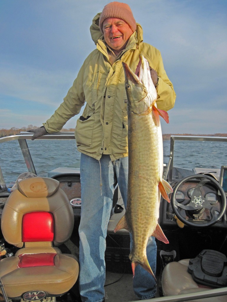 Dennis Amundson - Fishing Hall of Fame of Minnesota